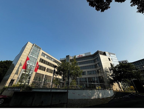 Fujitsu to open Open APN Lab in Germany｜電経新聞